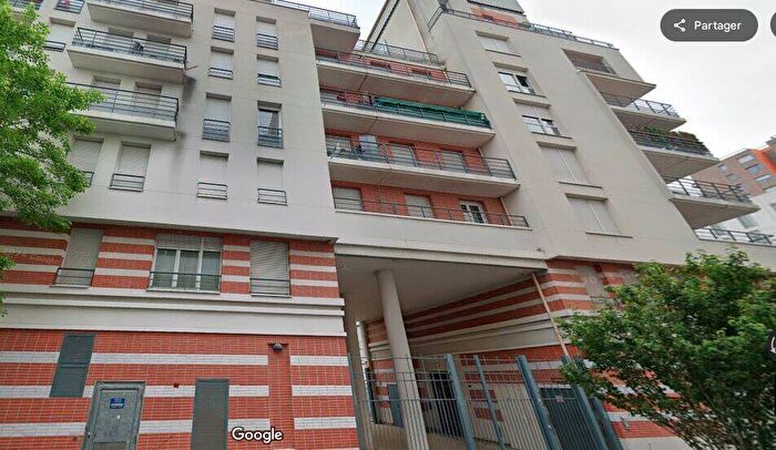 Appartement à louer - Centre Commercial Evry II - 2 pièces - 1 chambre