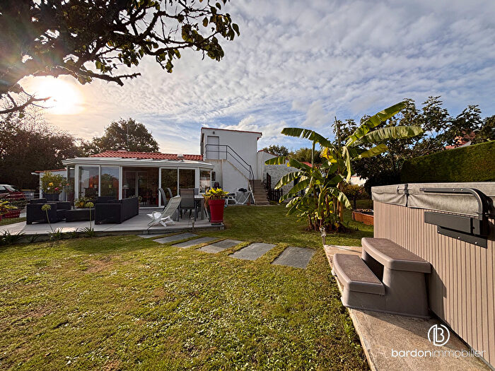 Maison à vendre - Saint-Christophe-du-Ligneron - 5 pièces - 3 chambres