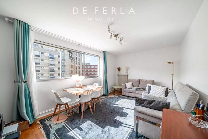 Appartement à vendre - Paris e , Jean Moulin, Porte dOrléans - 3 pièces - 2 chambres