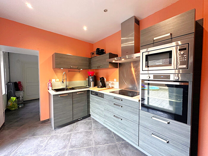 Maison à vendre - Le Cateau-Cambrésis - 7 pièces - 3 chambres