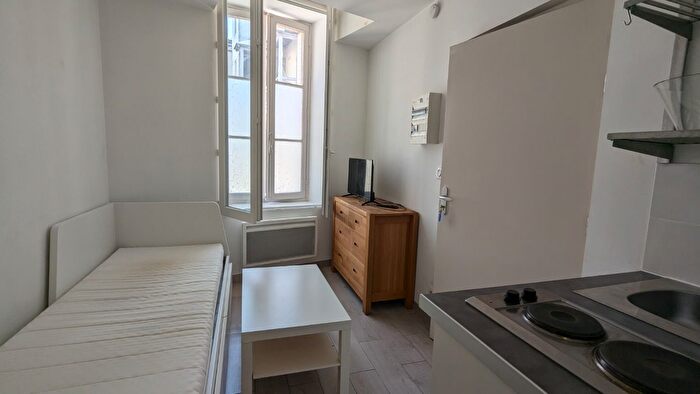 Appartement 1 pièce à louer - Orléans, Bannier, République