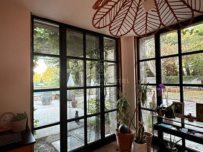 Maison à vendre - Eyragues - 10 pièces - 4 chambres