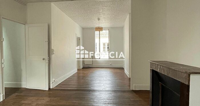 Appartement 4 pièces à vendre à Orléans, Bourgogne, Saint-Euverte