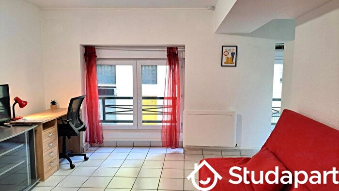 Appartement 1 pièce à louer - Hyper Centre-Vieille Ville, Saint-Étienne