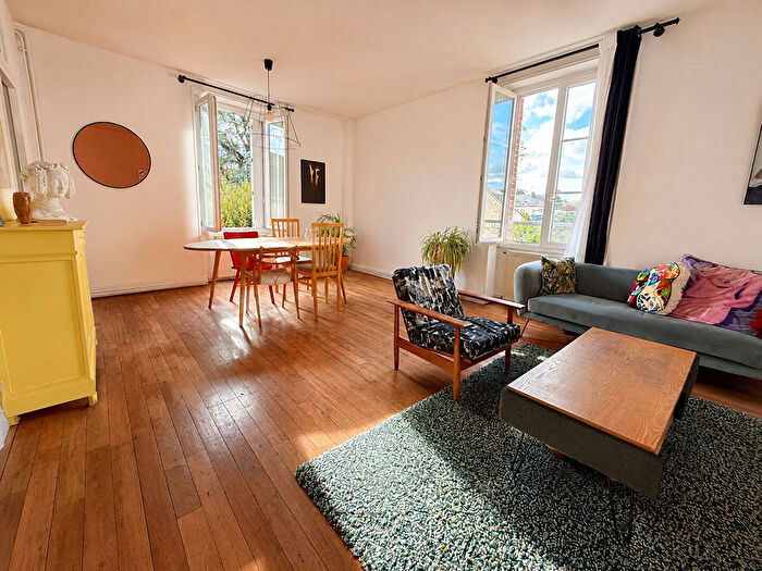 Orléans, Faubourg Saint-Jean : Appartement 3 pièces à vendre
