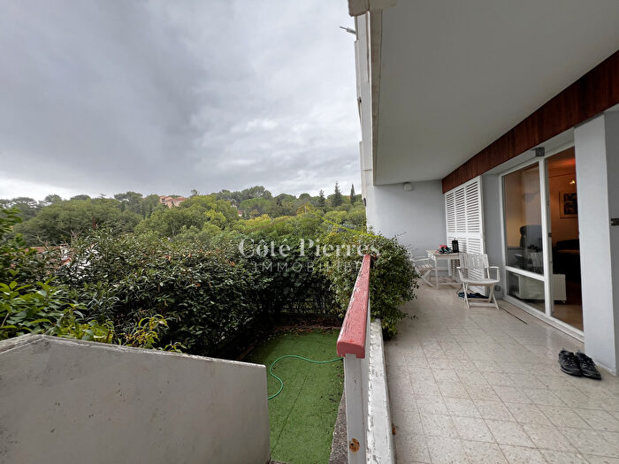 Appartement 4 pièces à louer - Nîmes, Montaury