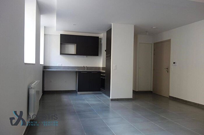 Appartement à louer - Centre Ville, Senlis - 2 pièces - 1 chambre