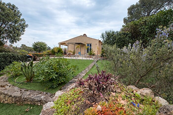 Maison à vendre - Fréjus, La Tour de Mare - 6 pièces - 4 chambres