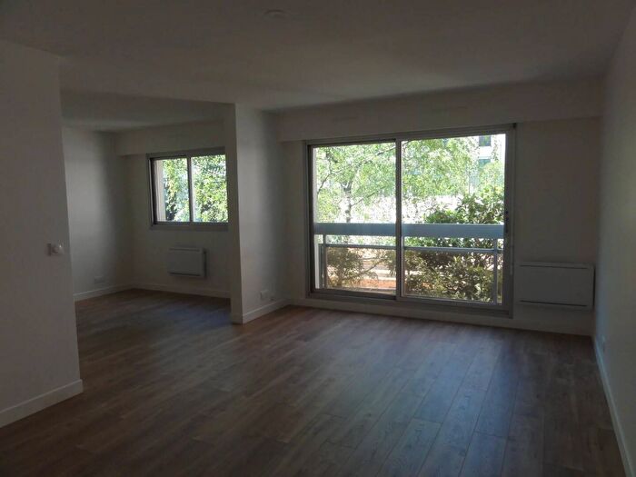 Appartement à louer - Champerret-Berthier, Paris ème arrondissement - 3 pièces - 2 chambres