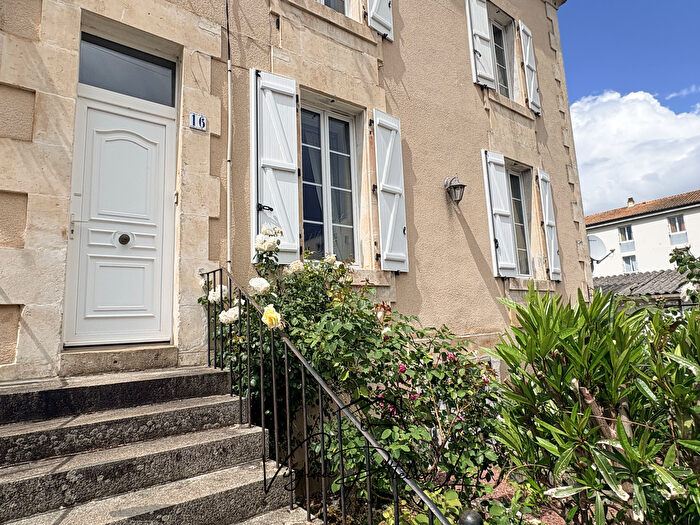 Maison 7 pièces à vendre à Fontenay-le-Comte, Chamiraud, Grissais, Le Gros Noyer