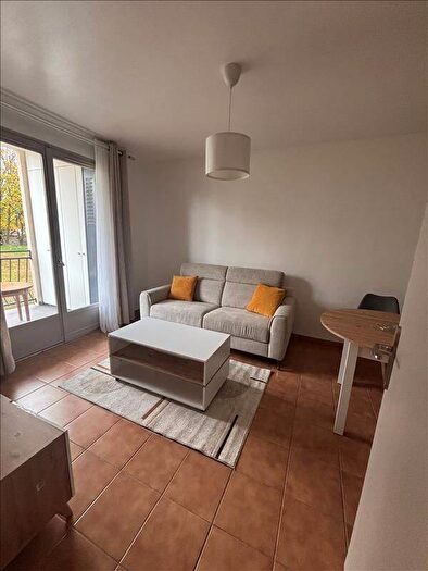 Cimetiere, Créteil : Appartement 1 pièce à louer