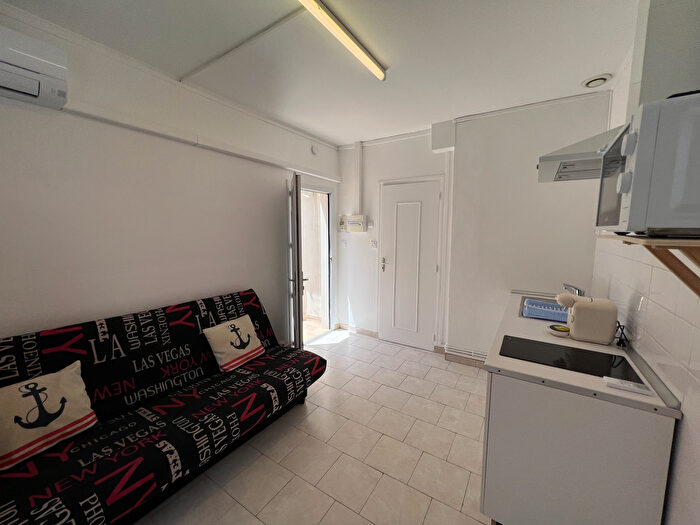 Appartement à vendre - Valras-Plage, Centre-ville, Port, Pêcheurs - 2 pièces - 1 chambre