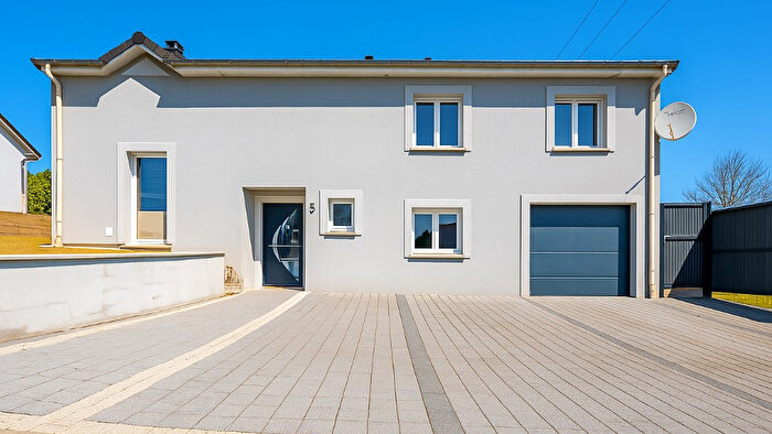 Maison à vendre - Hayange, Grandes-Terrasses - 7 pièces - 5 chambres
