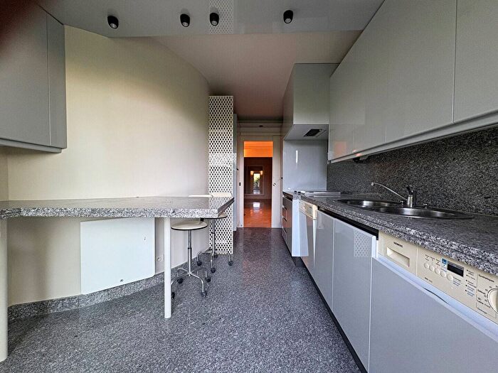 Appartement à louer - Percy Schneider, Clamart - 2 pièces - 1 chambre