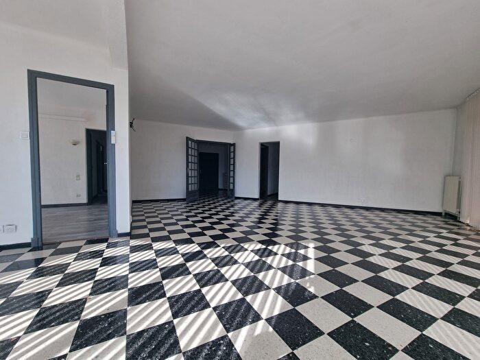 Appartement à vendre - Béziers - 5 pièces - 3 chambres