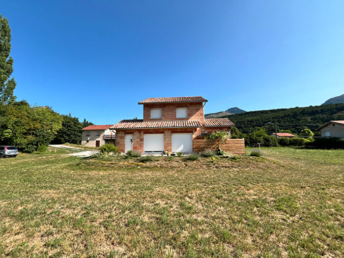 La Faurie - Maison 4 pièces à vendre