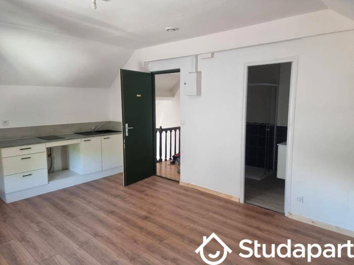Appartement 1 pièce à Bourg, Châlette-sur-Loing, à louer