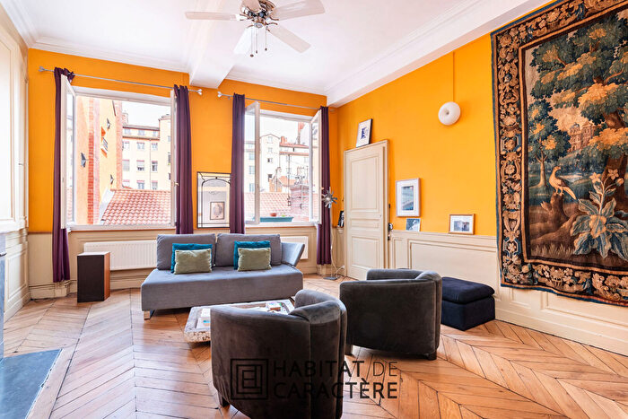 Appartement 5 pièces à Lyon 1er, Haut, Coeur des Pentes, à vendre