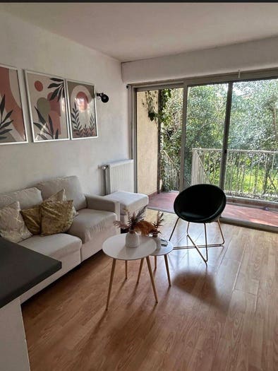 Pont de Béraud, Aix-en-Provence : Appartement 2 pièces à louer