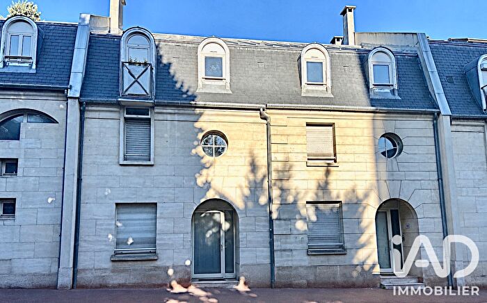 Saint-Maurice, Gravelle, Hôpital - Appartement 5 pièces à vendre