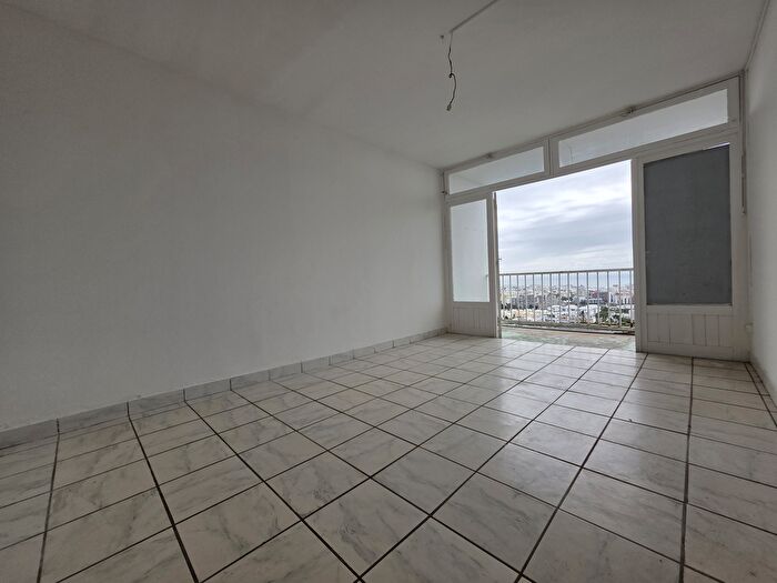 Appartement 3 pièces à vendre à Saint-Denis, Providence, Les Camélias