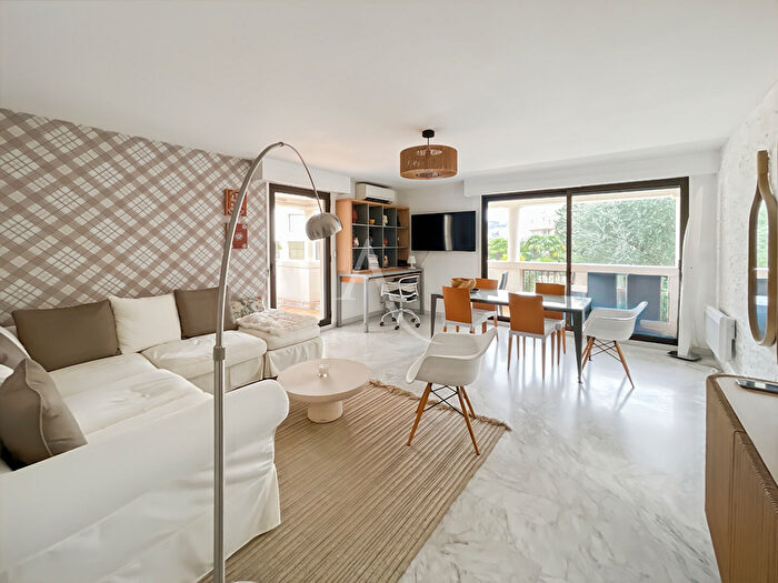 Appartement à vendre - Cannes, Carnot - 3 pièces - 2 chambres