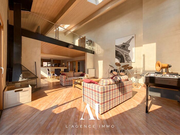 Maison 7 pièces à Vesancy, à vendre
