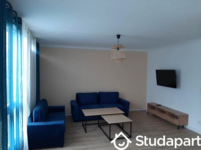 Appartement à louer - Saint Saens, Sarcelles - 1 pièce - 1 chambre