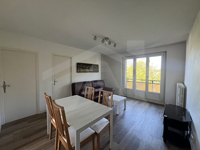 Appartement 4 pièces à louer à Saint-Martin-d'Hères, Galochère