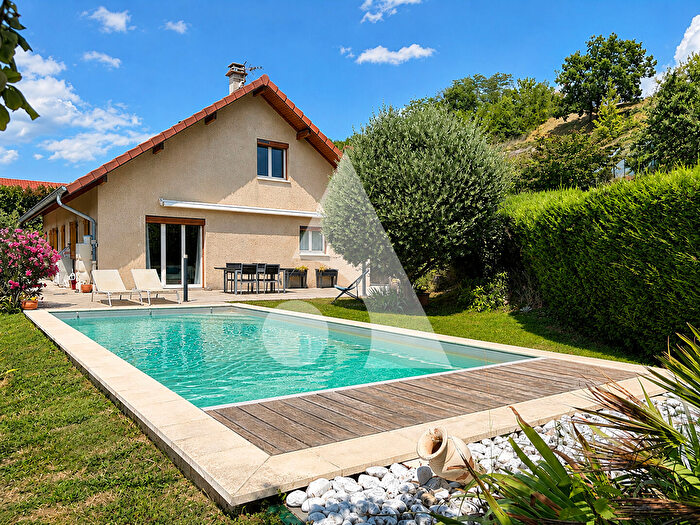 Maison 6 pièces à Voglans, à vendre
