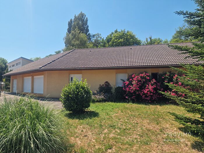 Maison 6 pièces à Collonges-sous-Salève, à vendre