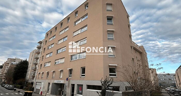 Appartement à vendre - Saint-Étienne, Saint-Roch, Vivaraize, Valbenoite, Centre Deux - 1 pièce