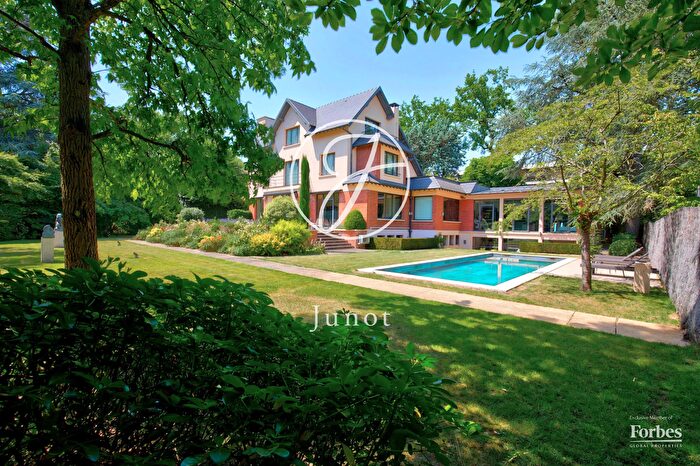 Garches : Maison 10 pièces à vendre