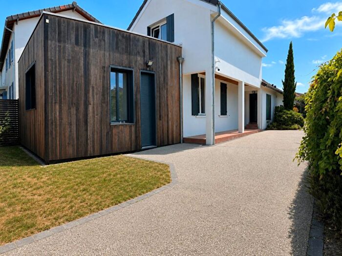 Villiers-sur-Marne : Maison 7 pièces à vendre