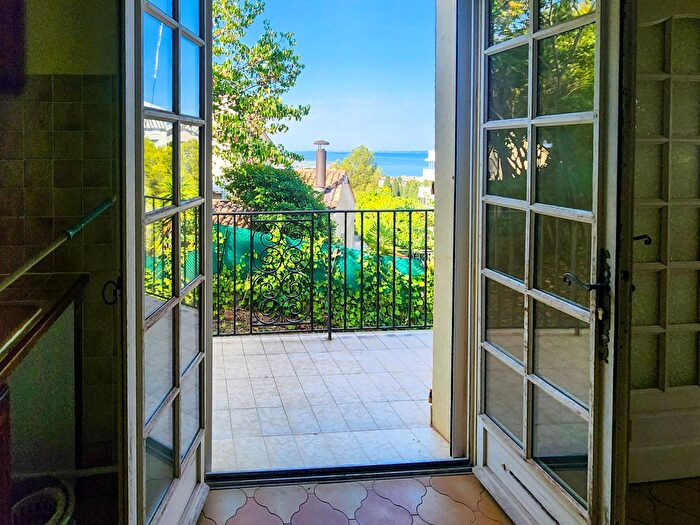 Sète, Saint-Clair : Maison 5 pièces à vendre