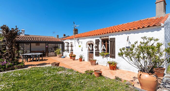 Maison à vendre - La Guérinière - 5 pièces - 4 chambres