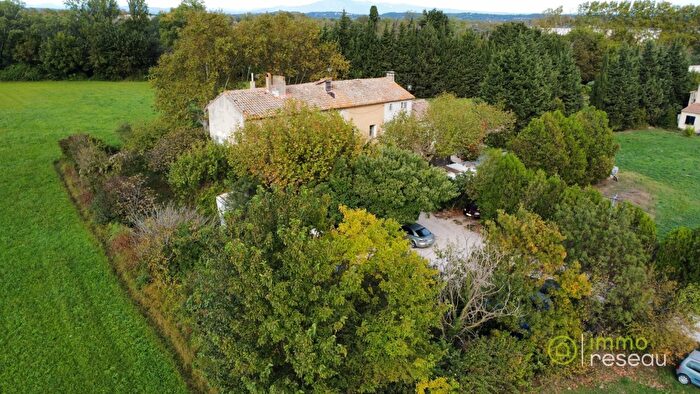 Maison à vendre - Avignon, Montfavet - 17 pièces - 9 chambres