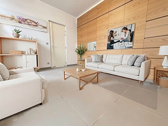 Appartement à vendre - Issy-les-Moulineaux, Les Iles, La Ferme - 1 pièce - 1 chambre