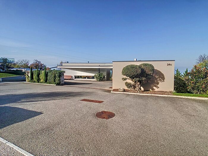 Maison à vendre - Évian-les-Bains - 5 pièces - 3 chambres