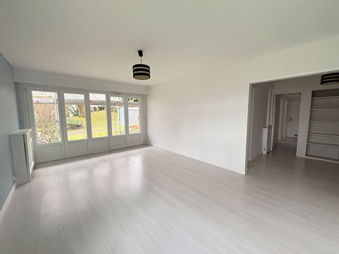 Villebon-sur-Yvette : Appartement 4 pièces à louer