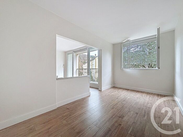 Appartement à vendre - Buc - 4 pièces - 2 chambres