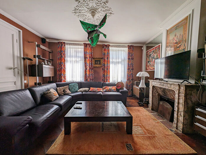 Maison à vendre - Douai, Centre-ville - 15 pièces - 8 chambres