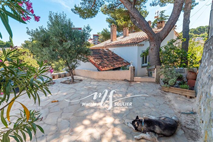 Maison à vendre - Marseille e , Les Borels - 4 pièces - 3 chambres