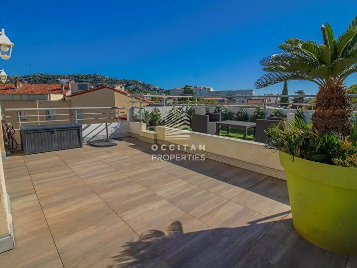 Appartement à vendre - Cannes, Prado, République - 3 pièces - 2 chambres