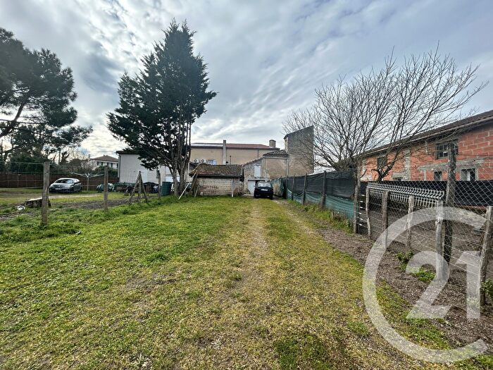 Maison à vendre - Damazan - 4 pièces - 2 chambres