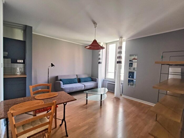 Appartement à louer - Ballainvilliers, Clermont-Ferrand - 2 pièces - 1 chambre