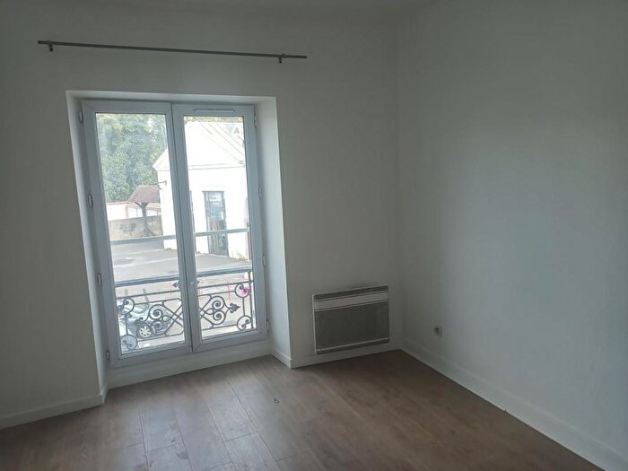 Sarcelles, Village, Chauffour : Appartement 2 pièces à louer