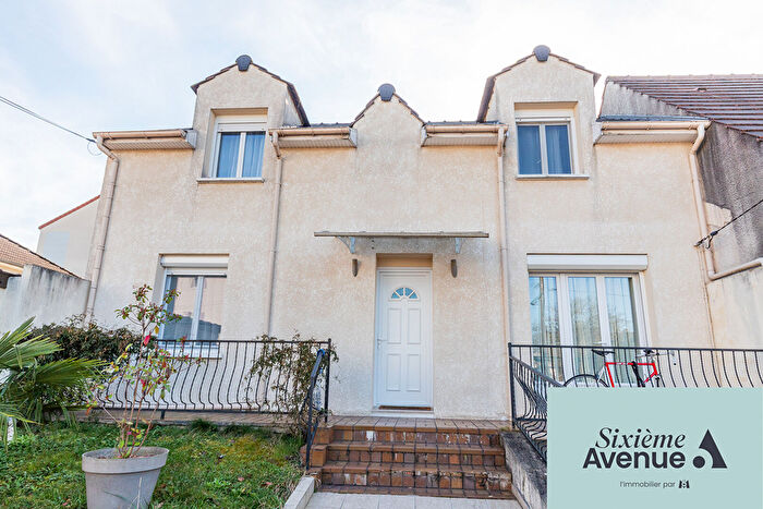 Maison à vendre - Morangis - 6 pièces - 4 chambres