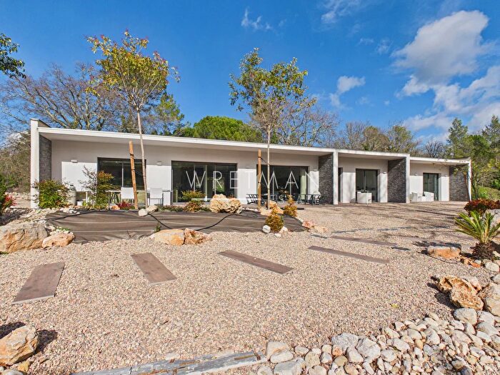 Maison à vendre - Fayence - 5 pièces - 4 chambres