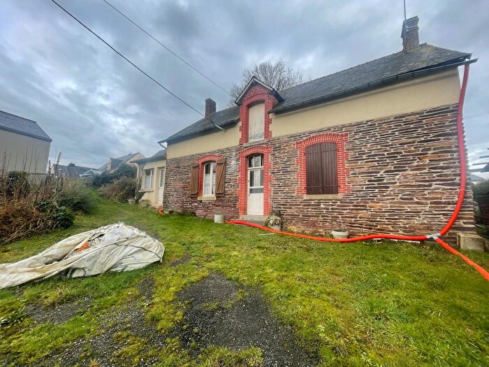 Maison à vendre - Noyal-Châtillon-sur-Seiche - 4 pièces - 3 chambres